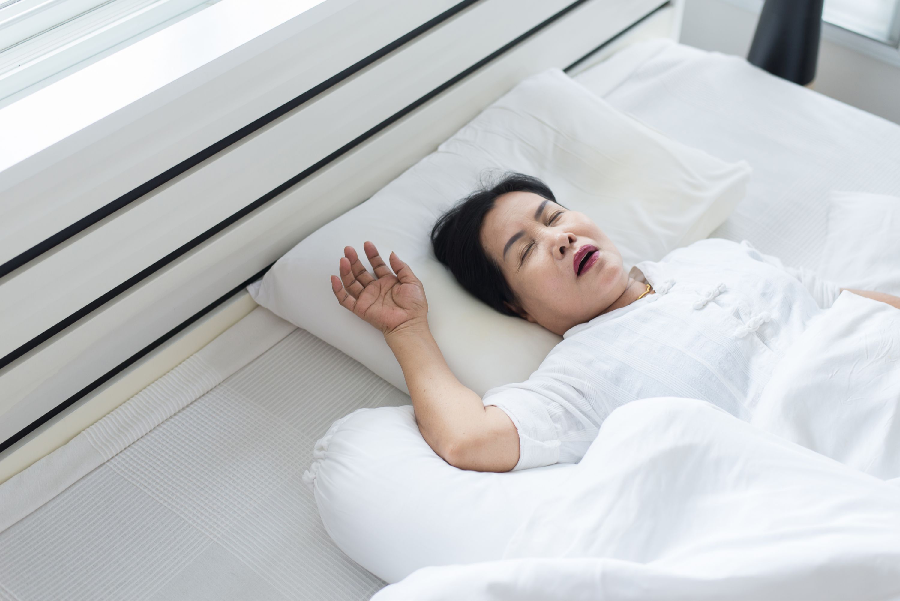 What Causes Snoring? | ResMed SG